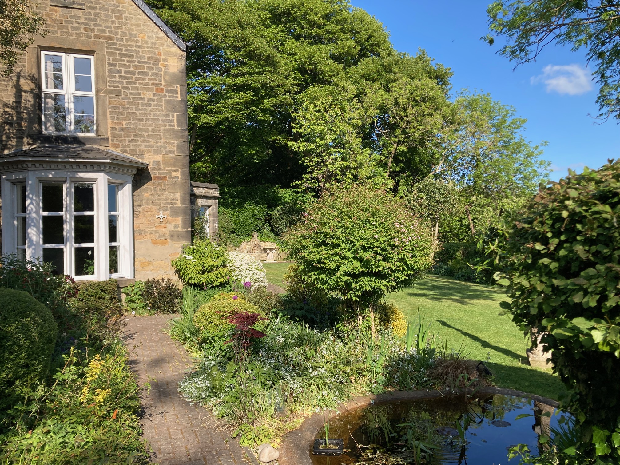 Society of the Sacred Mission | Trustees